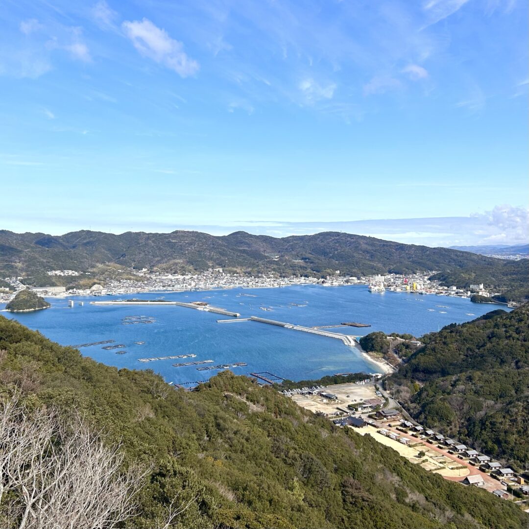 若人の広場公園 | AWATRI【淡路島観光情報メディア】